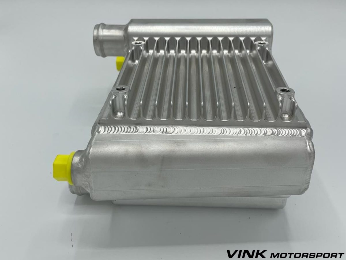 DTM oil/water heat exchanger – Vink Motorsport